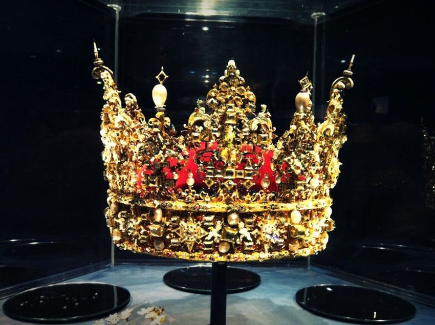 kezzela 2: 13 of the most famous and expensive crowns in the world