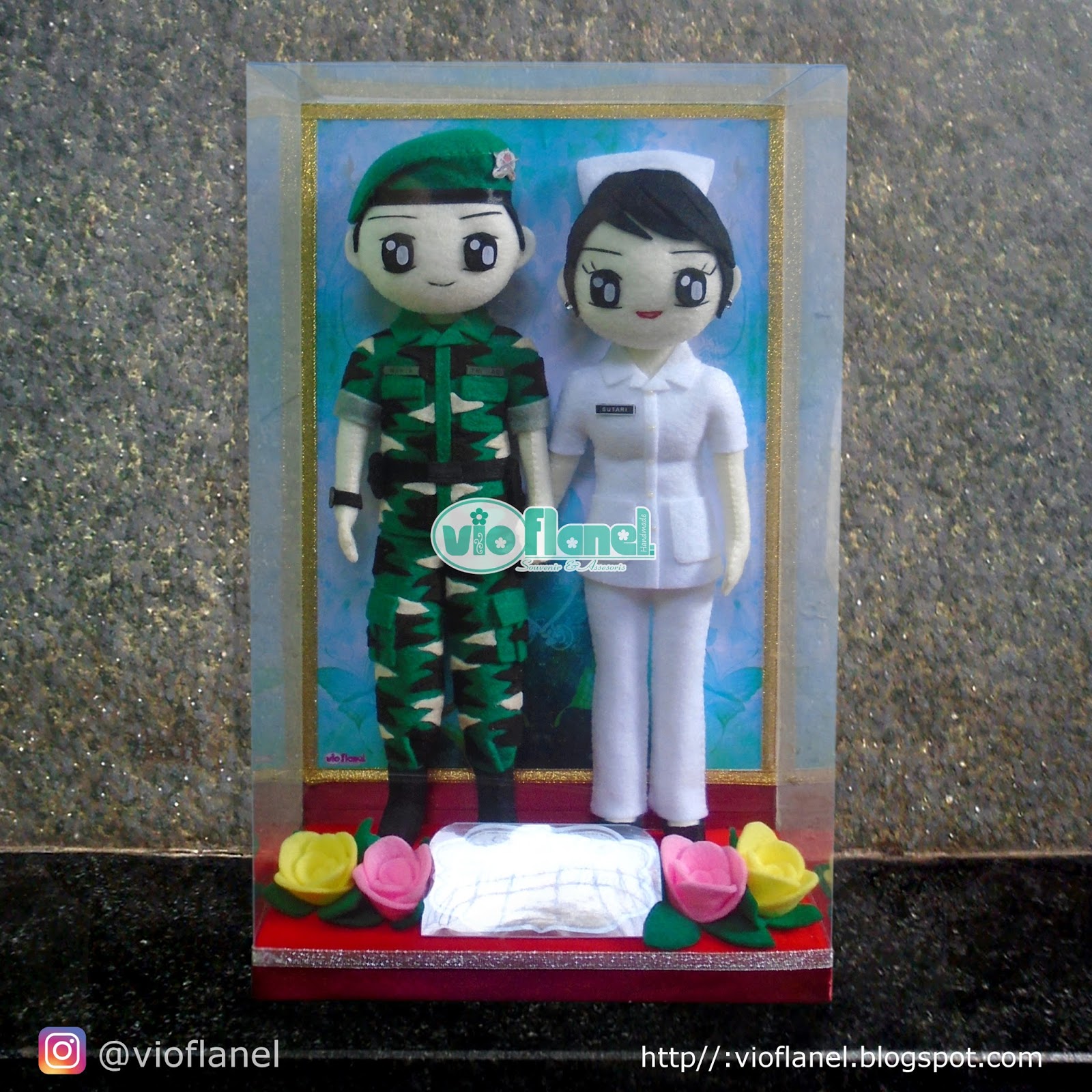 Vio Flanel: 330. Boneka Flanel TNI-AD Infantri dan Perawat [I Komang Merta]