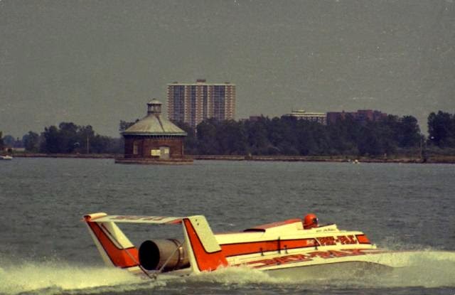 Pay 'n Pak Racing History: Turbine Hulls and Configurations