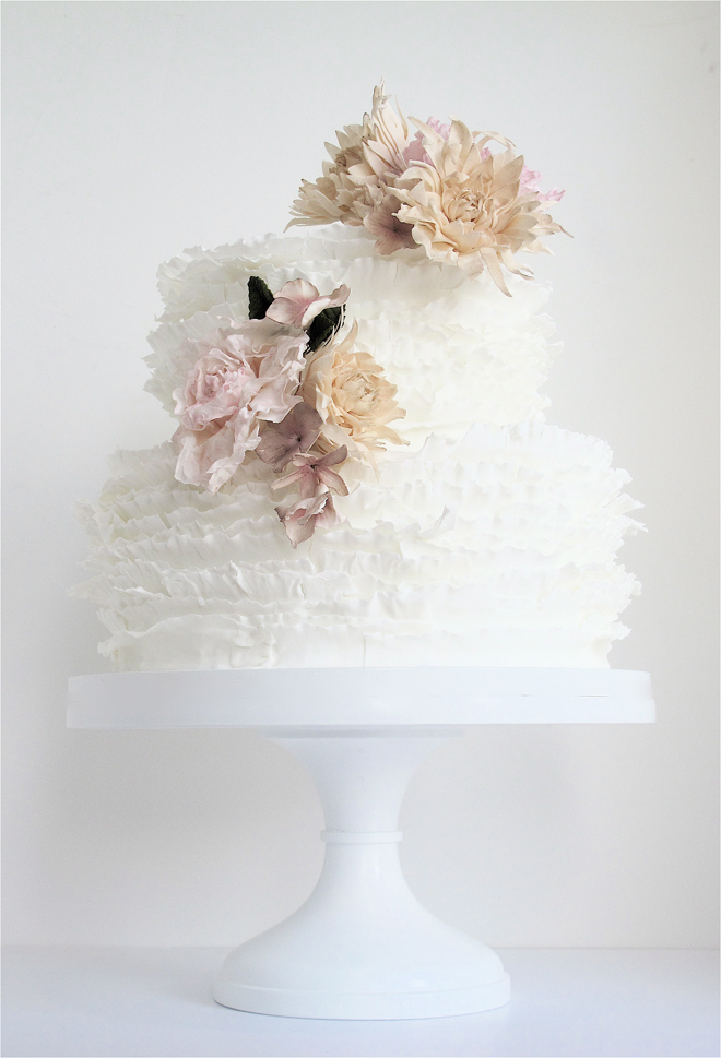 {Wedding Trends} : Ruffled Cakes - Belle The Magazine