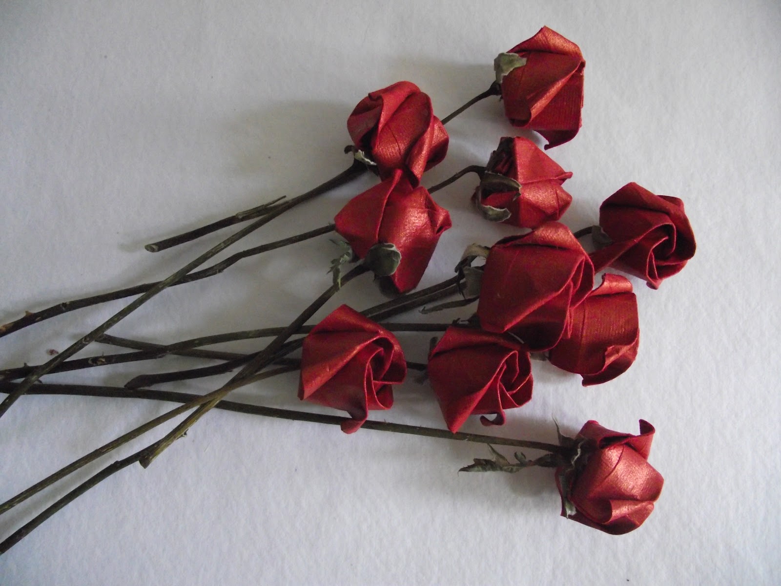 Crispy Crafts: Origami roses