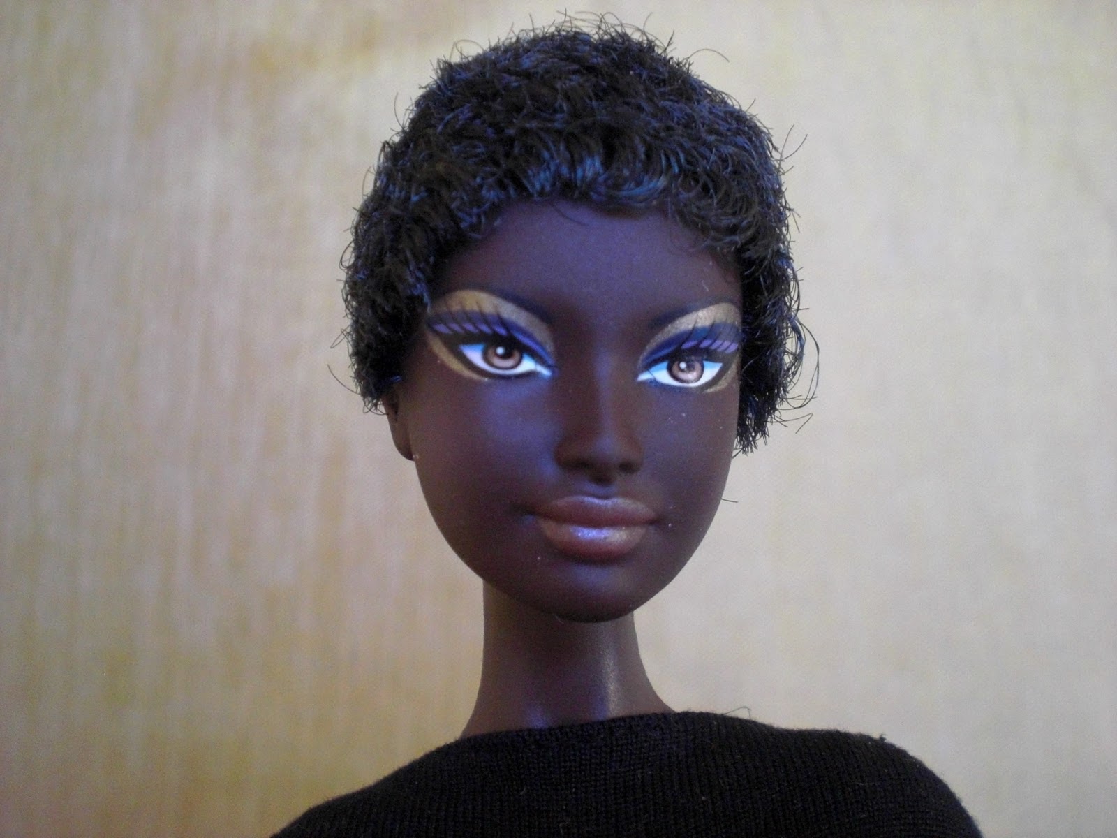 Mis Barbies negras: Barbie Basics Nº 4 Colección 1