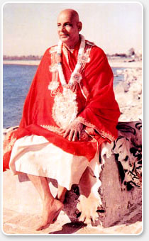 Centro Yoga Satyananda Milano: UN KARMA YOGI – Swami Sivananda Saraswati