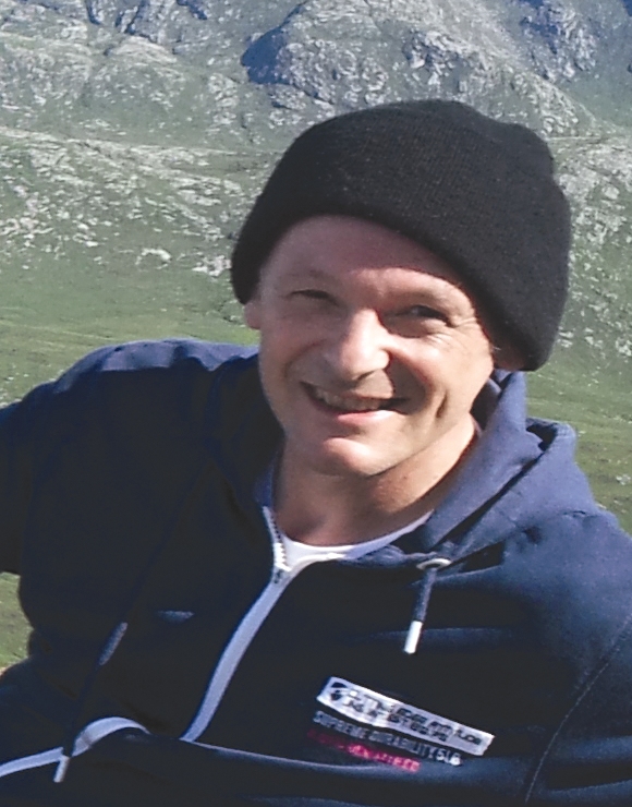 The Writing Greyhound: Spotlight: Madam Tulip by David Ahern