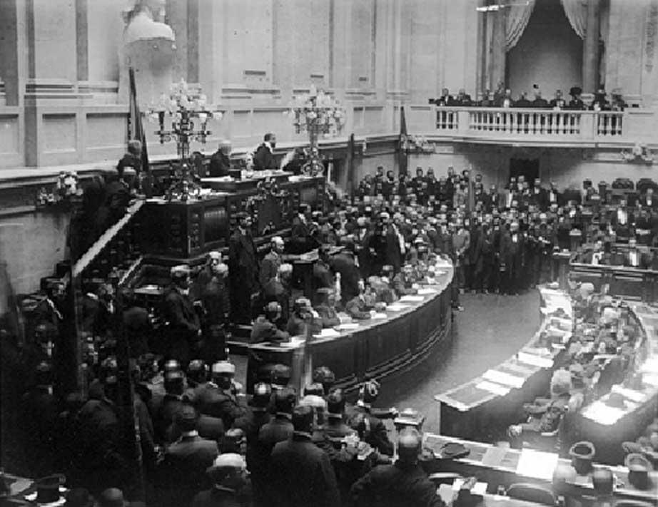 HISTÓRIA 9 ALFÂNDEGA DA FÉ: A 1ª REPÚBLICA PORTUGUESA