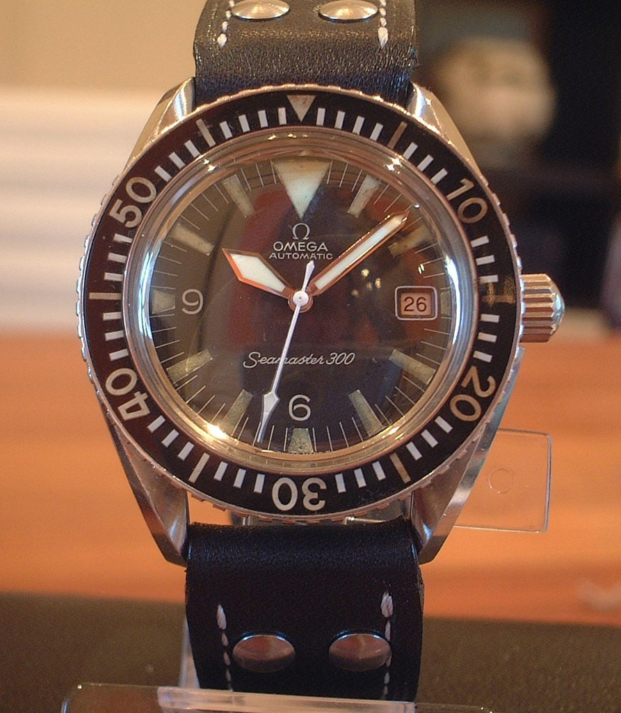 Hong Kong Watch Fever 香港發燒友: The Story of the Legendary Omega Seamaster 300