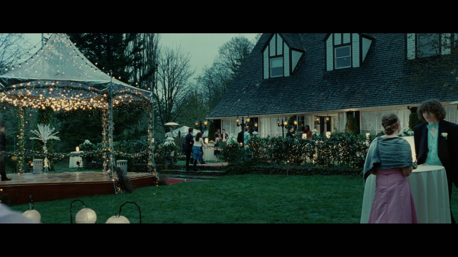 Twilight in Iowa: The View Point Inn ~ Prom Scene