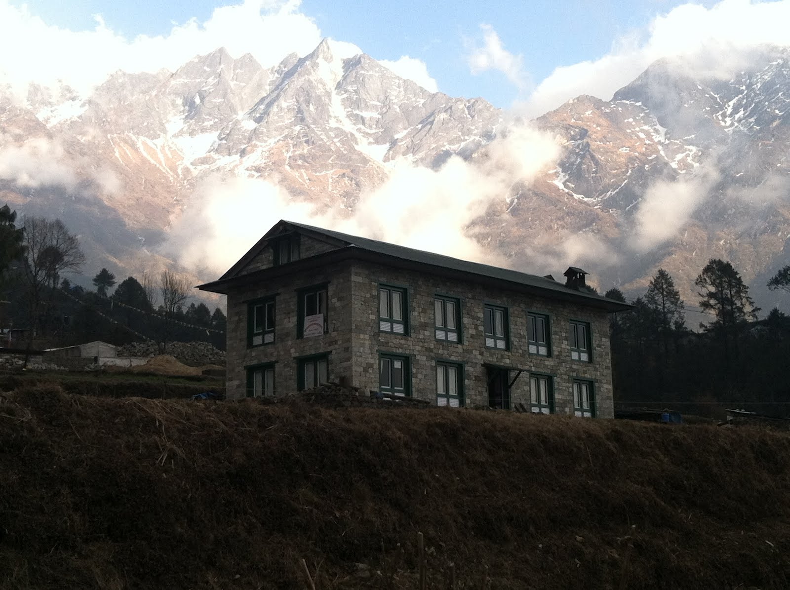 trekking with rosie: Lukla is a bustling village