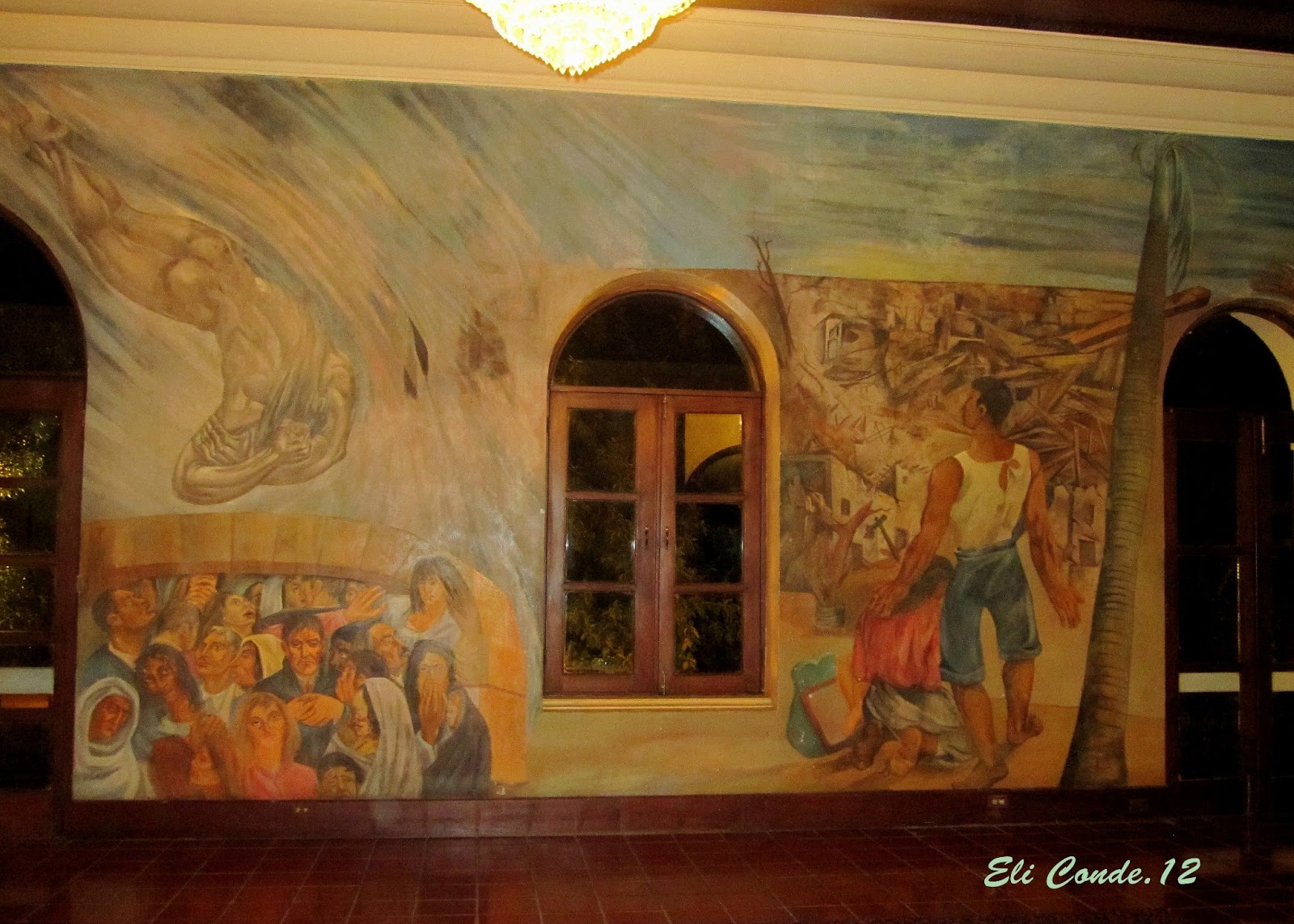 Con ojos curiosos en Rep.Dominicana: mural representando la destrucion ...
