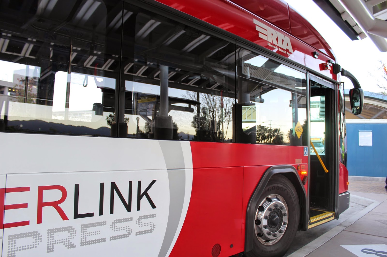 Long-Range: All-Day RTA CommuterLink Express Buses