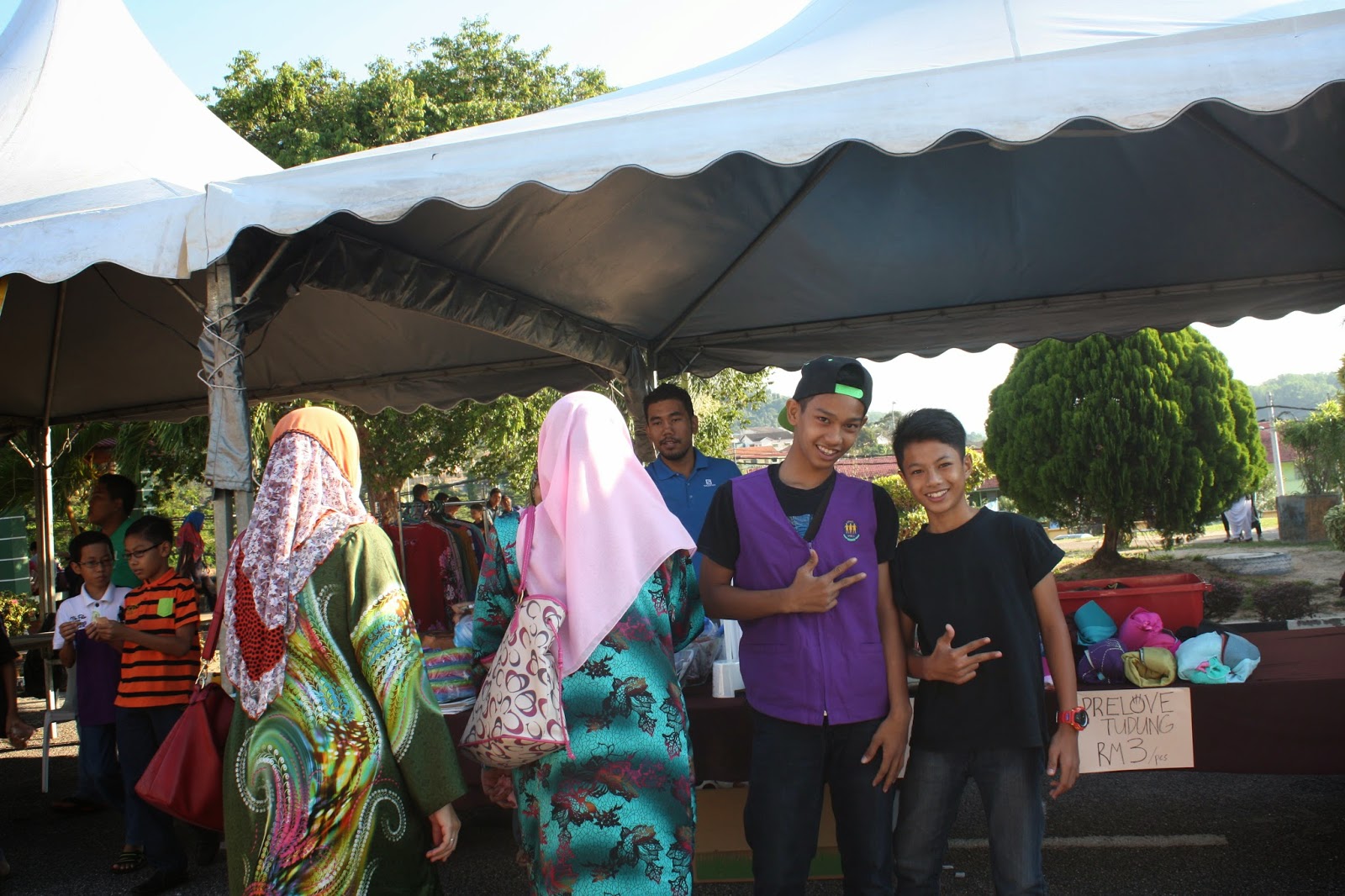 SMK TUNKU BESAR TAMPIN: Kemeriahan Hari Terbuka