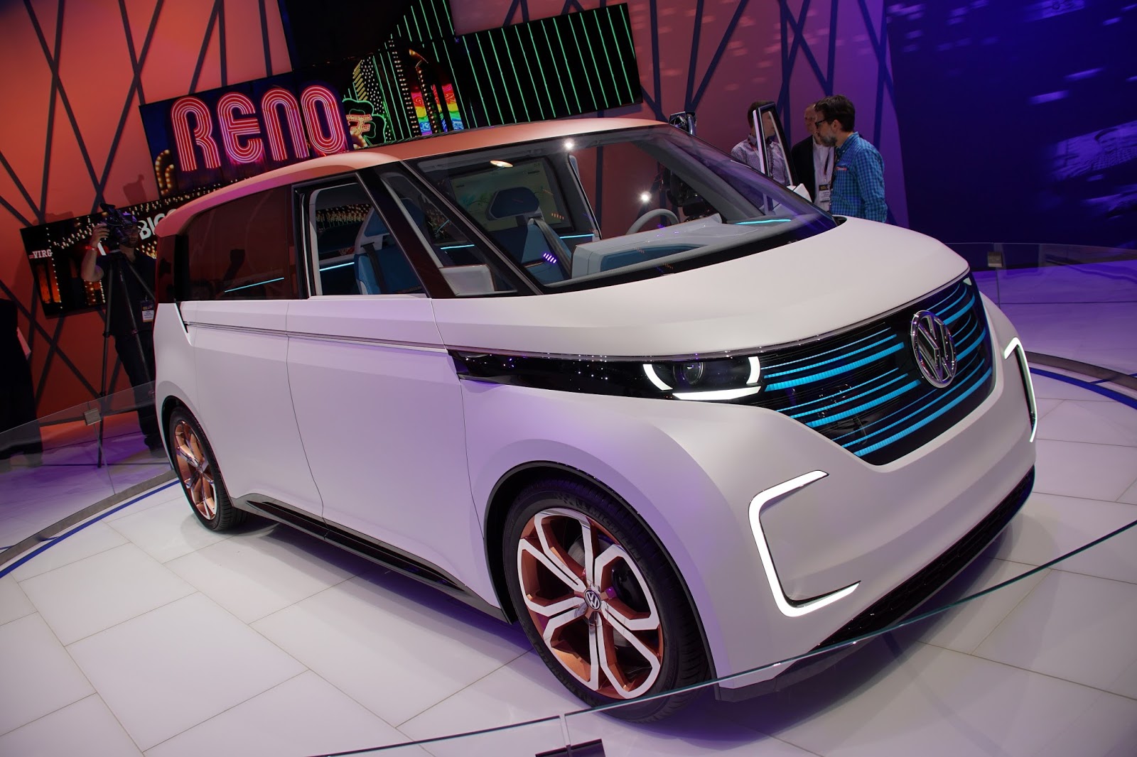 Nyheter: Volkswagen med 30 nye elbilmodeller - Bil og Motorbloggen ...