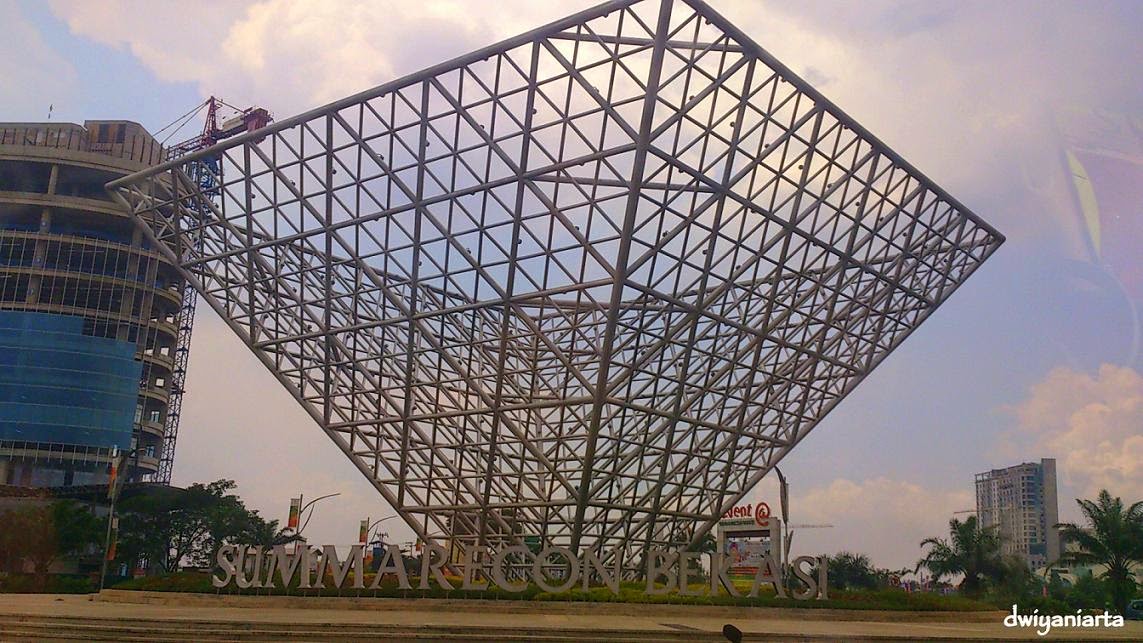 Keluarga Qudsy: Summarecon Bekasi : Hunian Nyaman dan Terlengkap