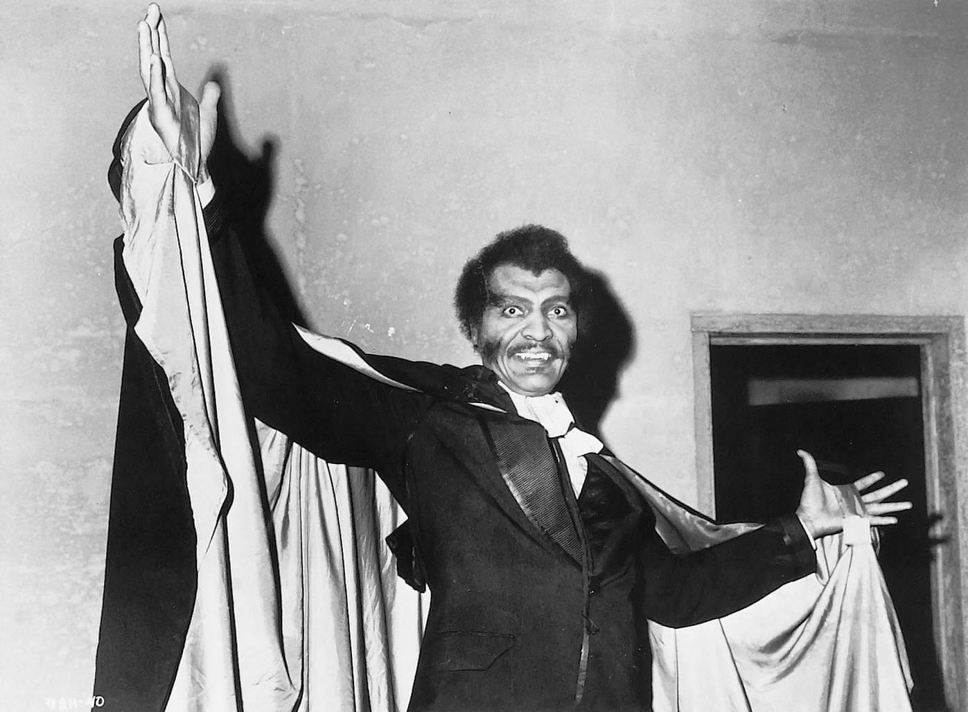 My Favorite Horror Double Feature: BLACULA(1972)*** out of ...