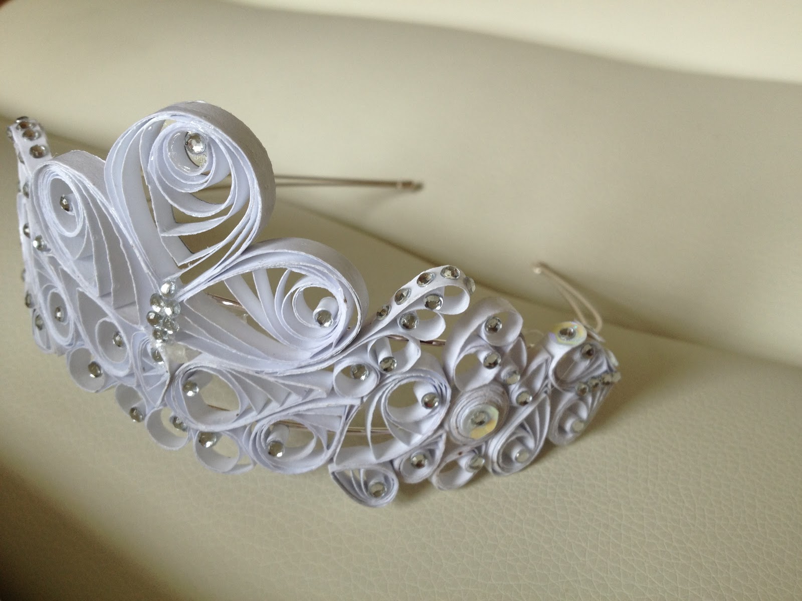 Rockou: Tiara - Paper quilling