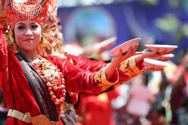 Traditional Dance Of West Sumatra Name S Tari Piriang - Riset