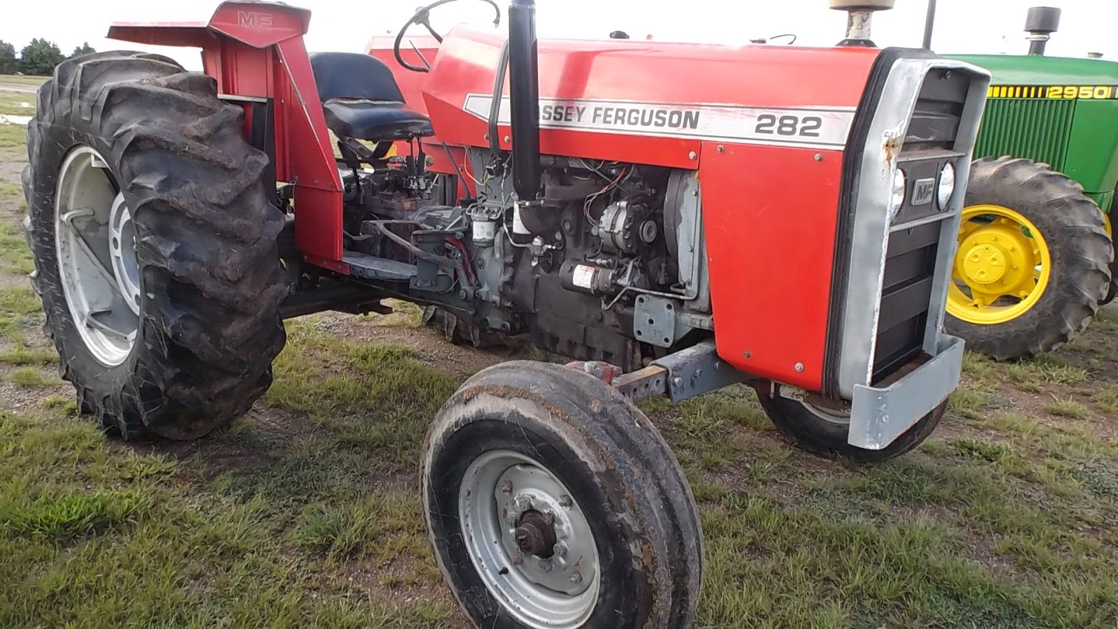 MAQUINARIA AGRICOLA INDUSTRIAL: Tractor Massey Ferguson 282 $10,100 Dlls.