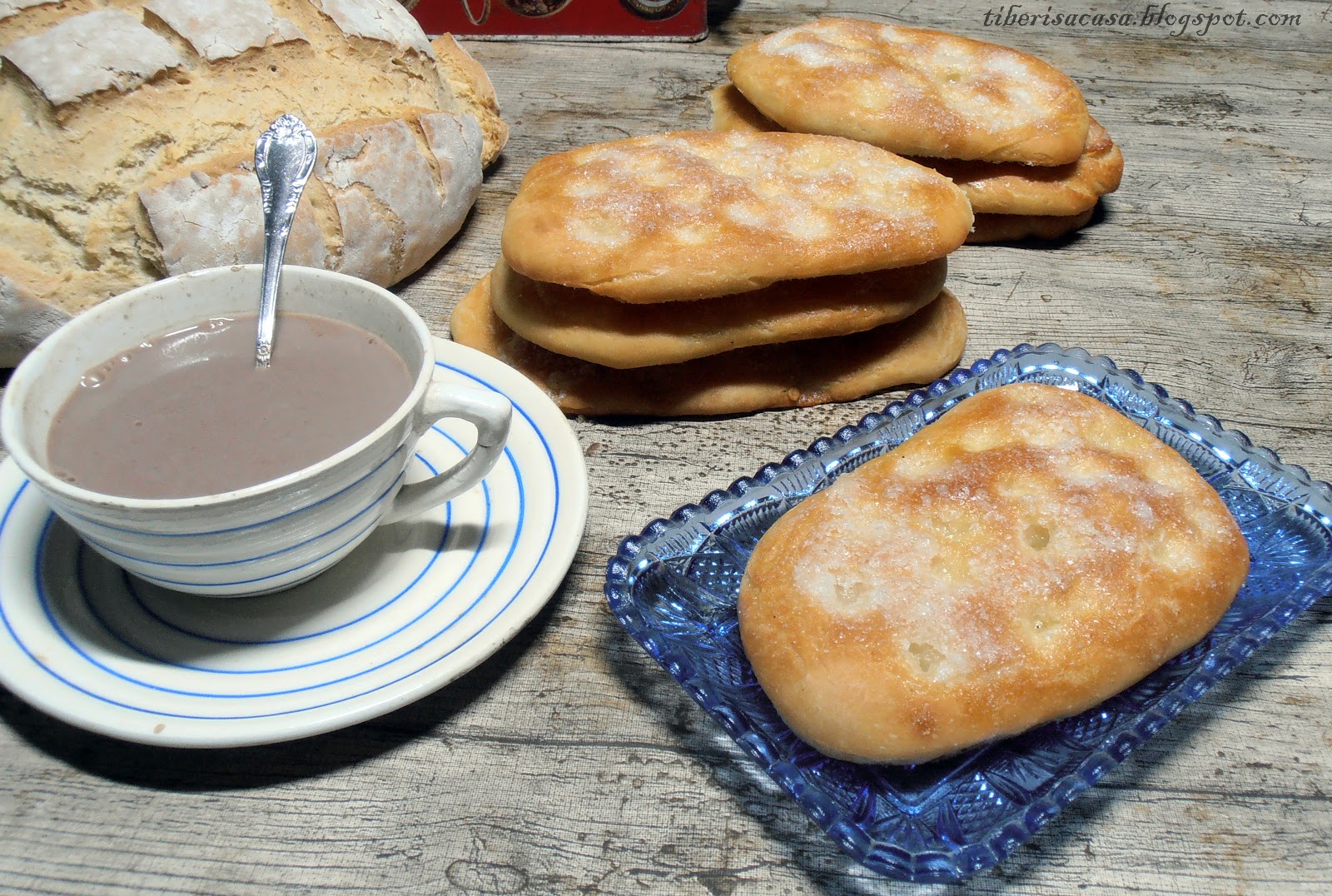 TIBERIS : ~ Coca de pan ~ coca de forner ~ coca amb oli i sucre ~ coca ...