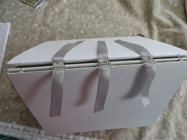 jillayne wickware: Book-Binding Tutorial - For Deb!