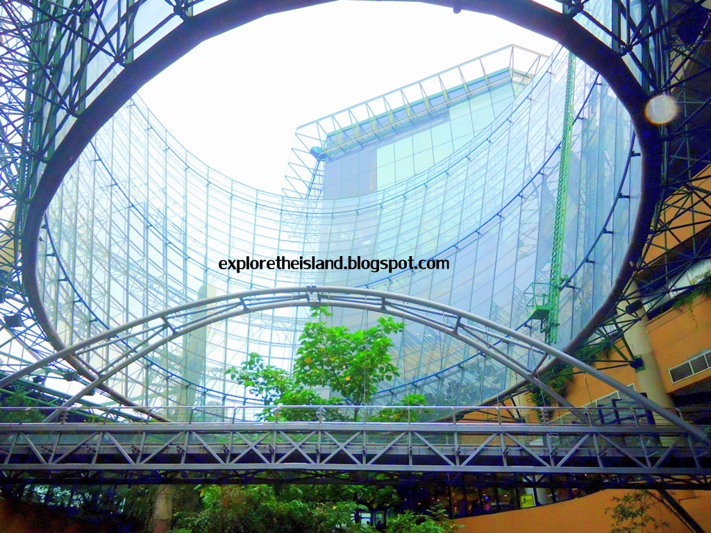 Ritz Style: One Utama Mall