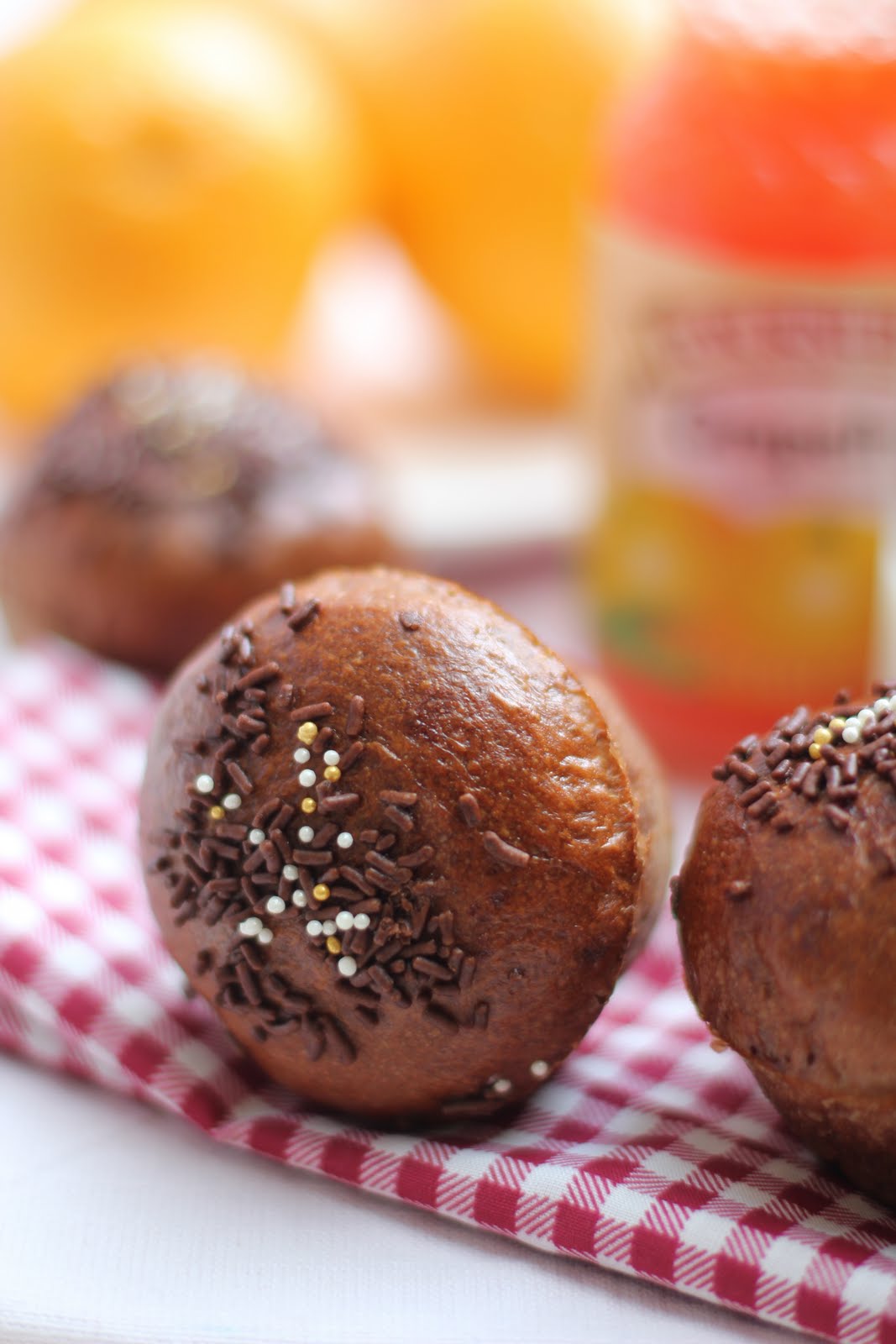 CHOCOLATE RICE BUN - masam manis