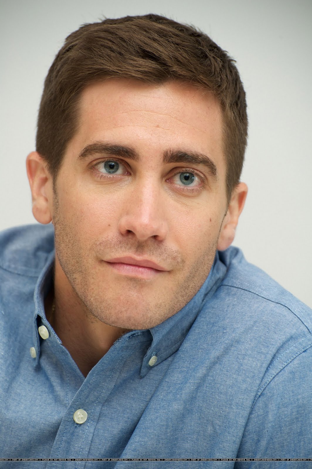 WEIRDLAND: Portraits of Jake Gyllenhaal at 'Source Code' L.A. Press ...