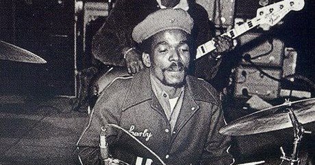 JAHMAN PHOTO ARCHIVES: Aston ´´Familyman´´ Barrett, Carlton Barrett..