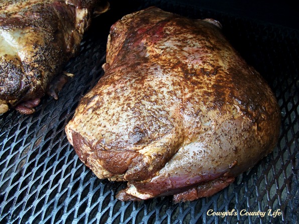 Cowgirl's Country Life: Smoked Venison Shoulders n Grits