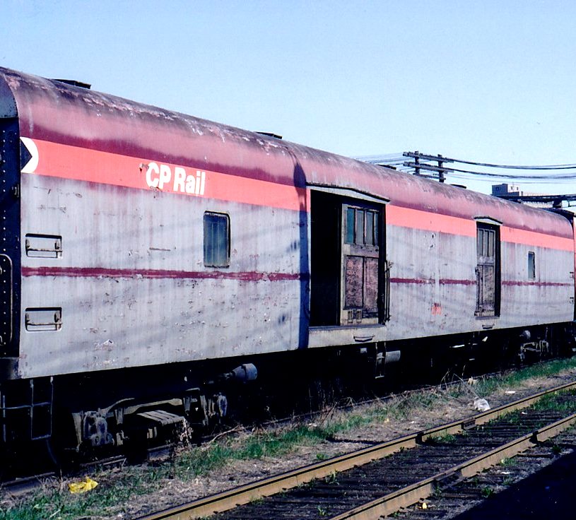 NEW VIA RAIL BOOK: Ex-CP Smooth-Sides