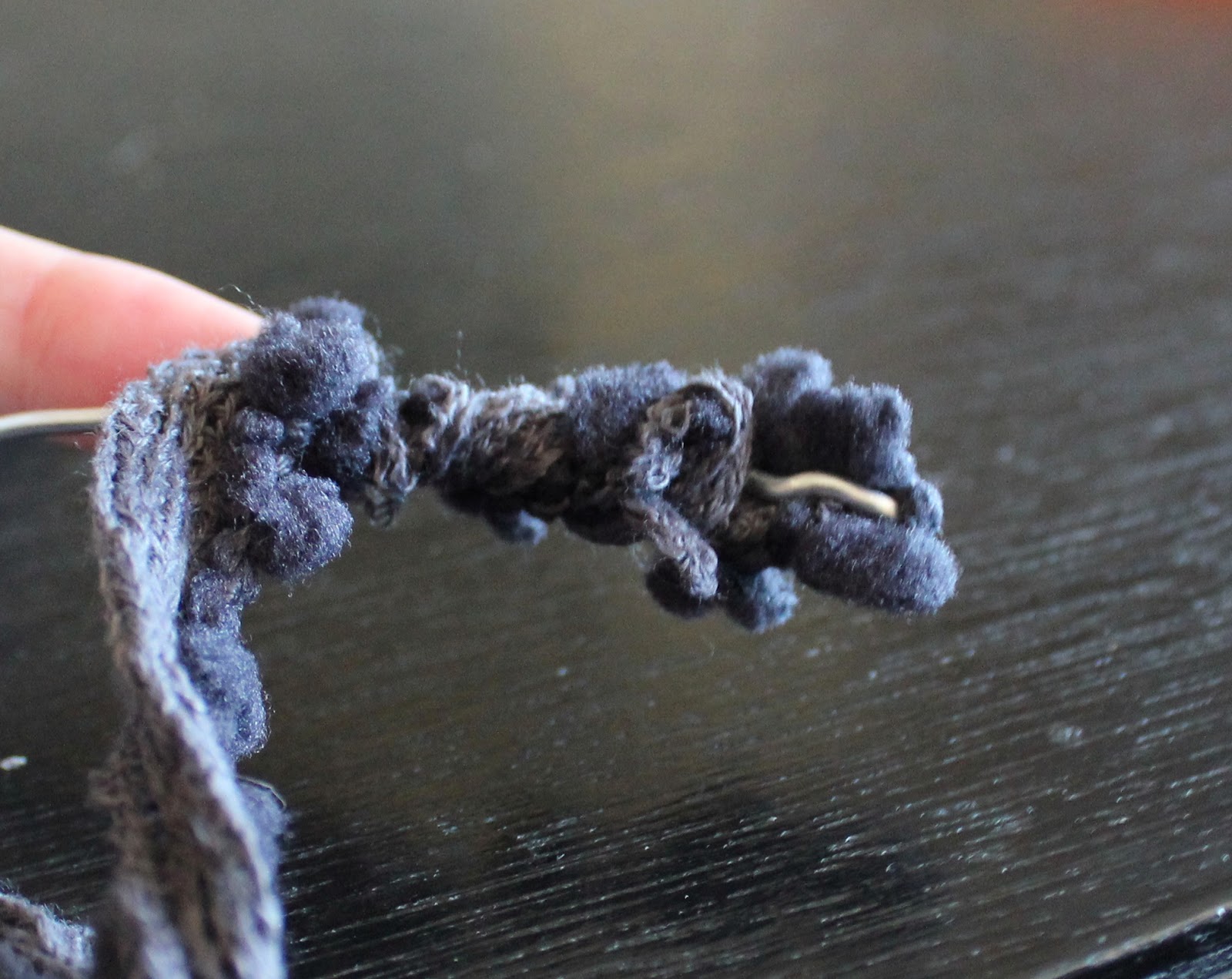 Savvy Chic Designs: Wire Letter Tutorial