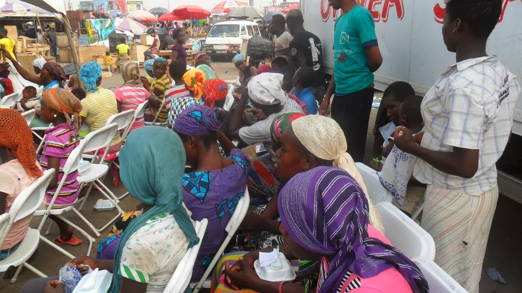 Dynamic Vessels International : The Kayayei of Southern Ghana