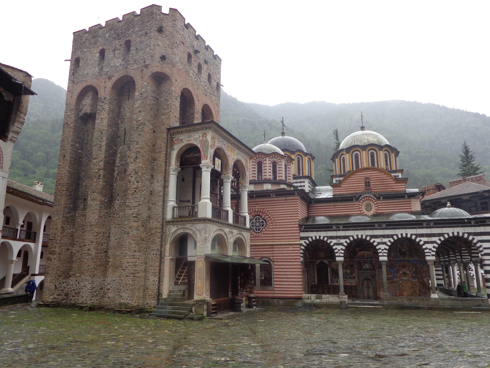 Cose bulgare - Български работи: Pellegrinaggio del MLP in Bulgaria