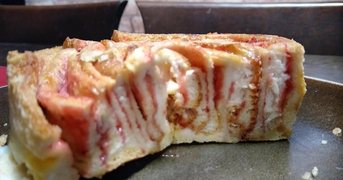 ROLL BREAD BUTTER PUDDING WITH STRAWBERRY JAM