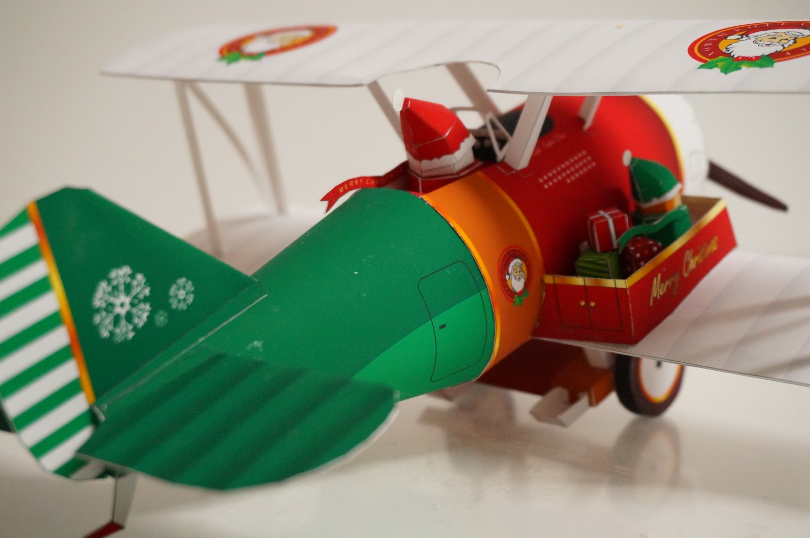 Something Good by DIY ： 手作りのステキな何か: ペーパークラフト 「サンタさんの複葉機」 製作記録 その4 ： プロペラ製作