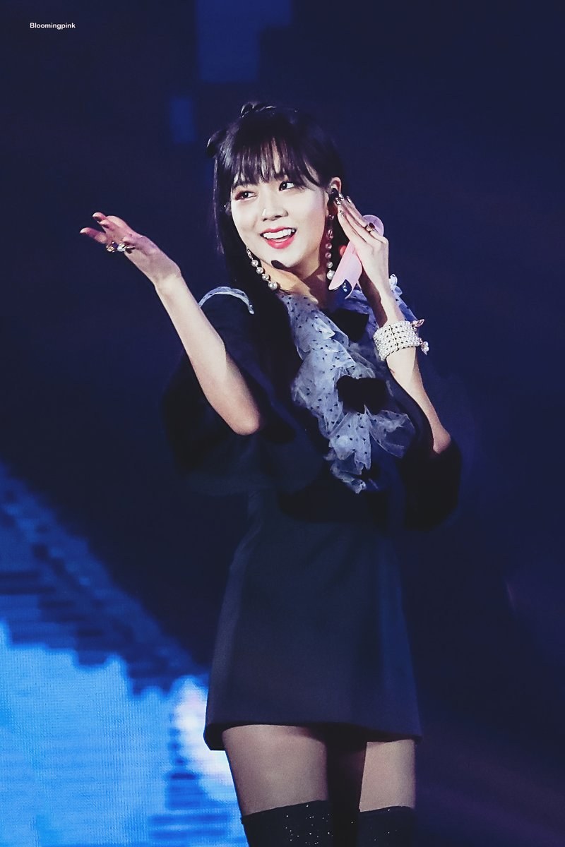 JISOO IN INSTIZ AREA 18.01.28 - BlackPinkbuzz