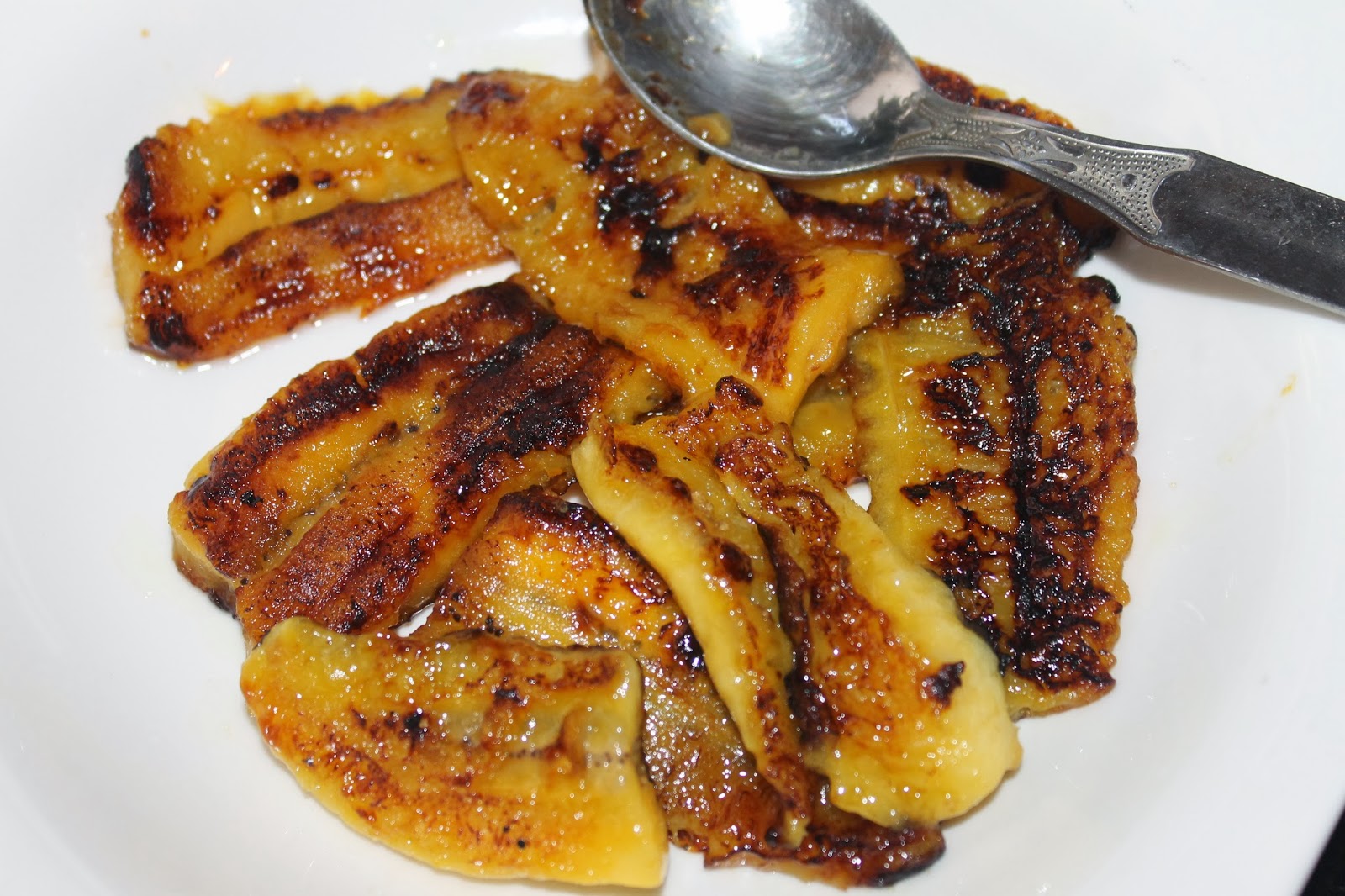 My Kitchen Treasure: Ghee fried Caramelised Bananas (Ethapazham)
