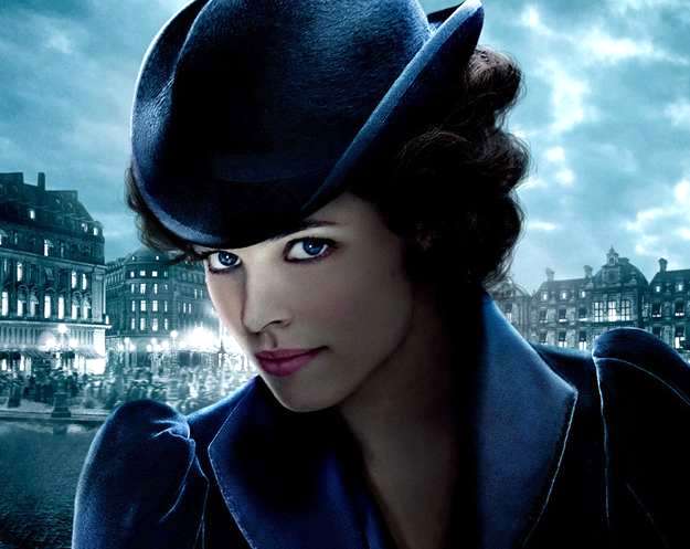 SNEAK PEEK : Rachel McAdams Is 'Irene Adler'