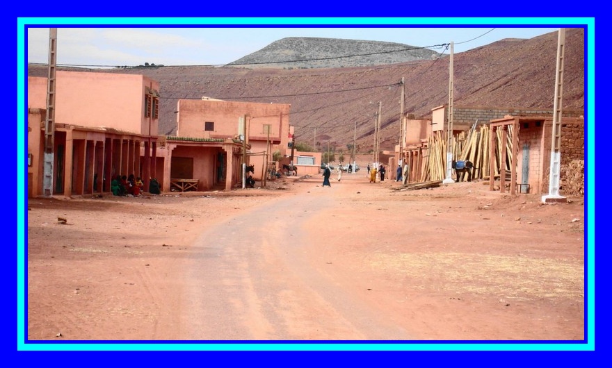 Smimou-Imn Tanoute-Smimou - le Tour Du Maroc A Vélo