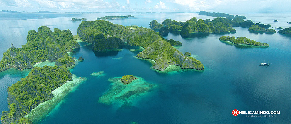 Karya Sinematografi Keindahan Raja Ampat Dari Bawah Air Dan Udara ...