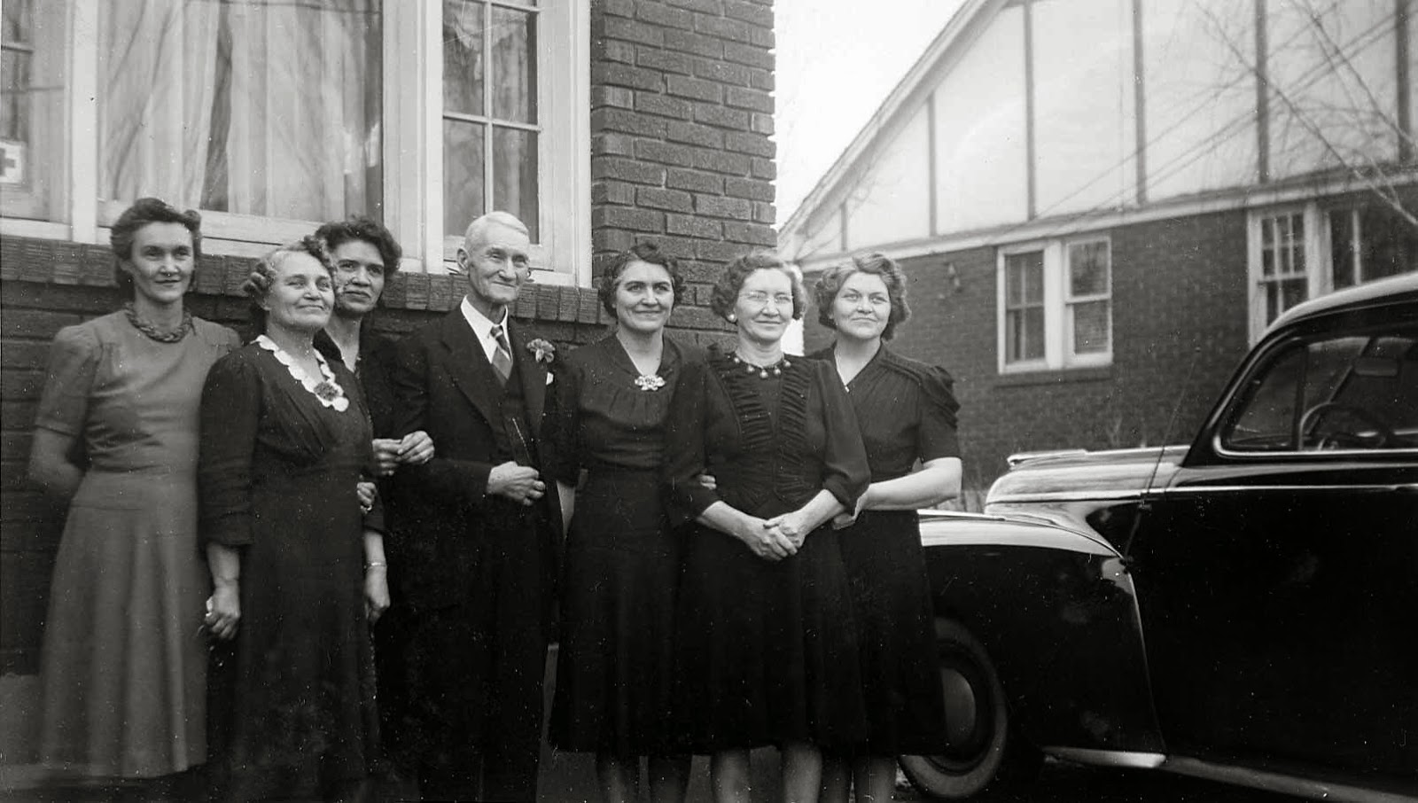 GatheringGardiners: Irene Clarkson Thomsen 1902 - 1990