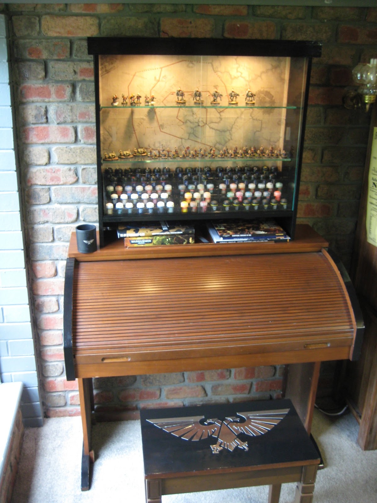 The Thunder Guard: DIY Hobby Desk