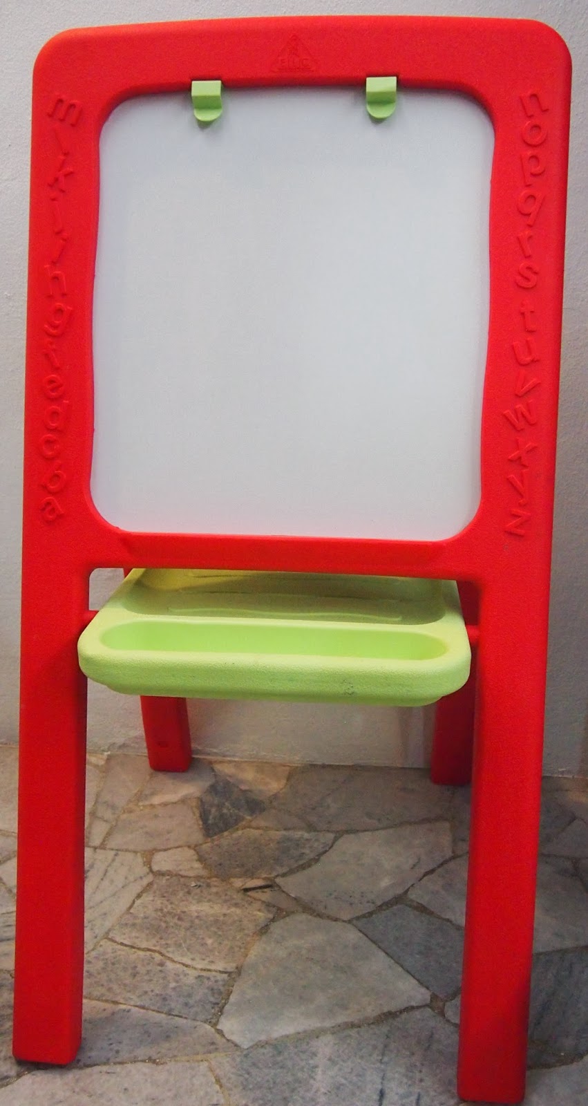 JuaiMurah: ELC Red Easel