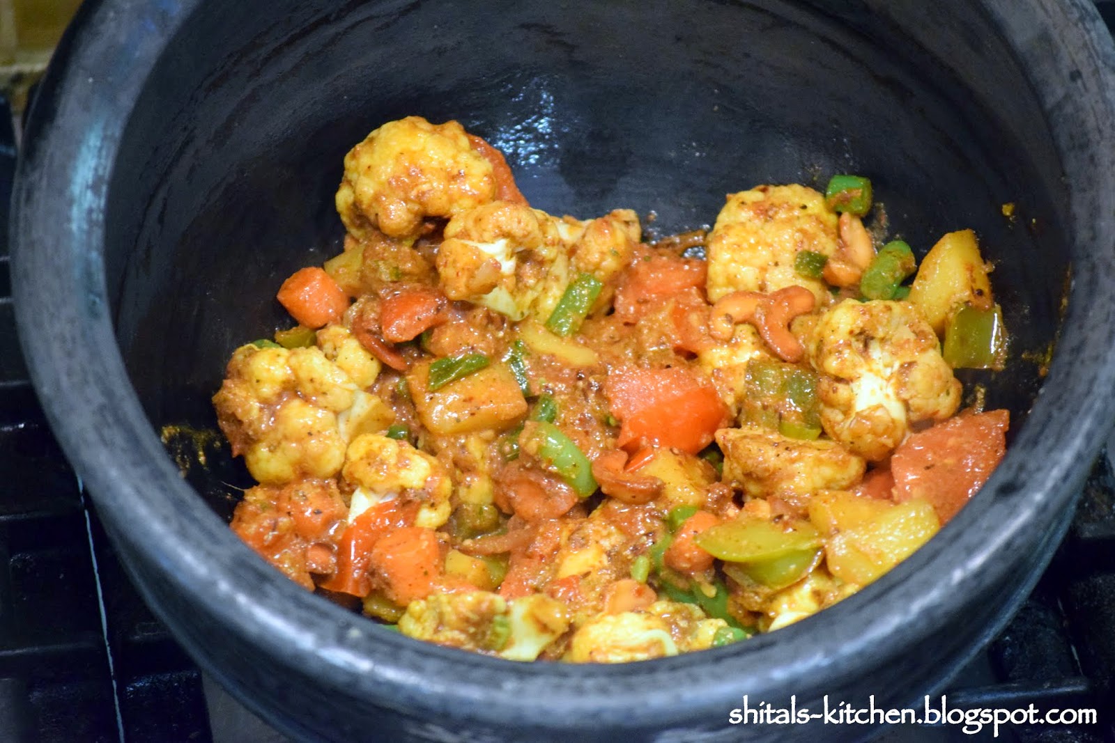 Shital's-Kitchen: Vegetable Dum Biryani