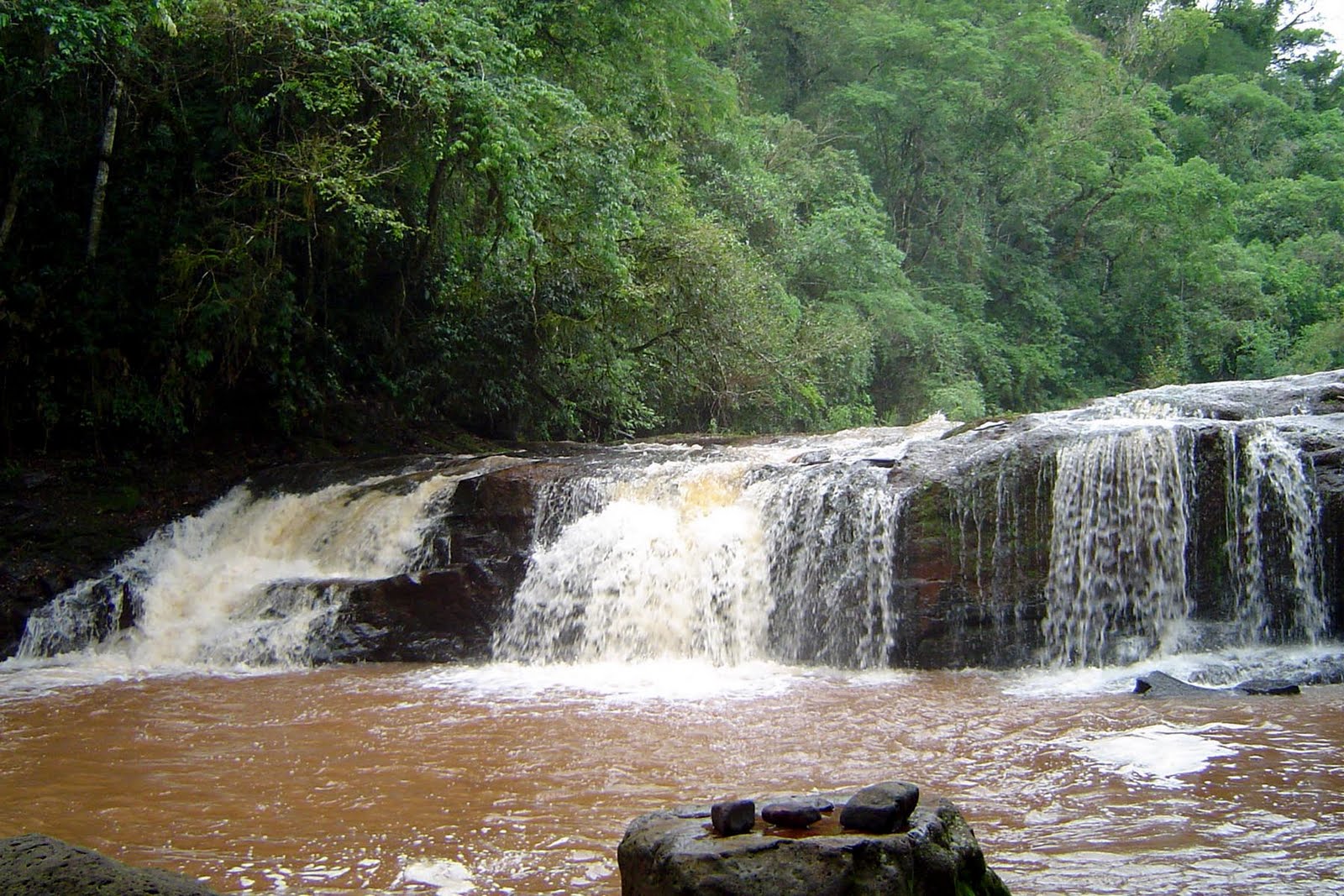 Blog do Wille Bathke Jr: Que Tal um Passeio no Lago Azul??