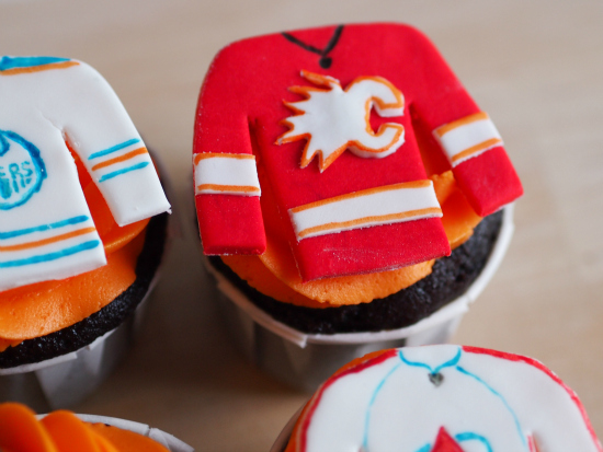 A Baked Creation: Hockey Birthday Cupcakes