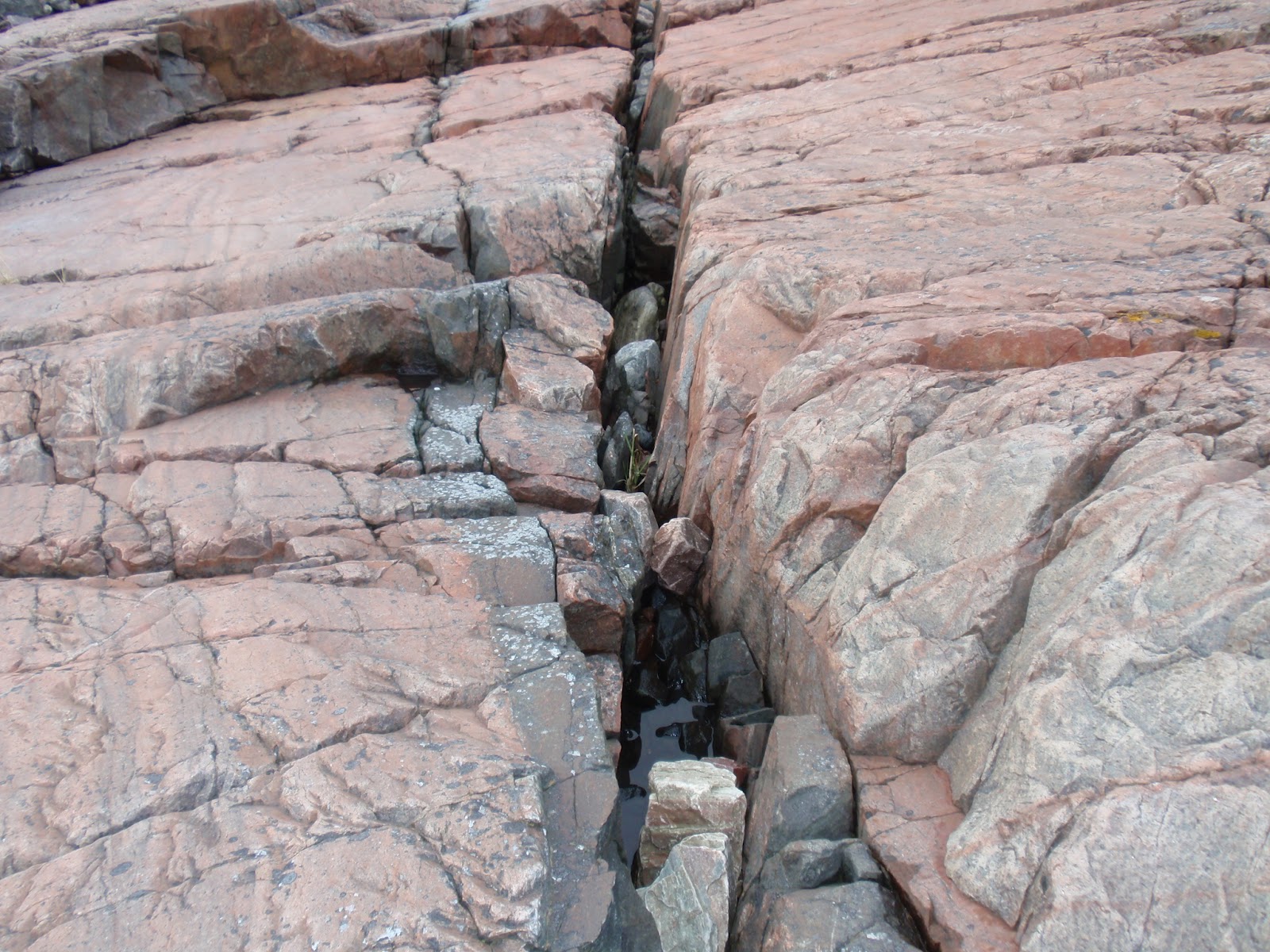 Weird & Wonderful: Hard rock geology at Väddö