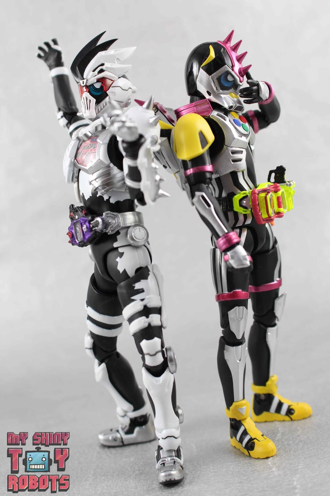 My Shiny Toy Robots: Toybox REVIEW: S.H. Figuarts Kamen Rider Lazer ...