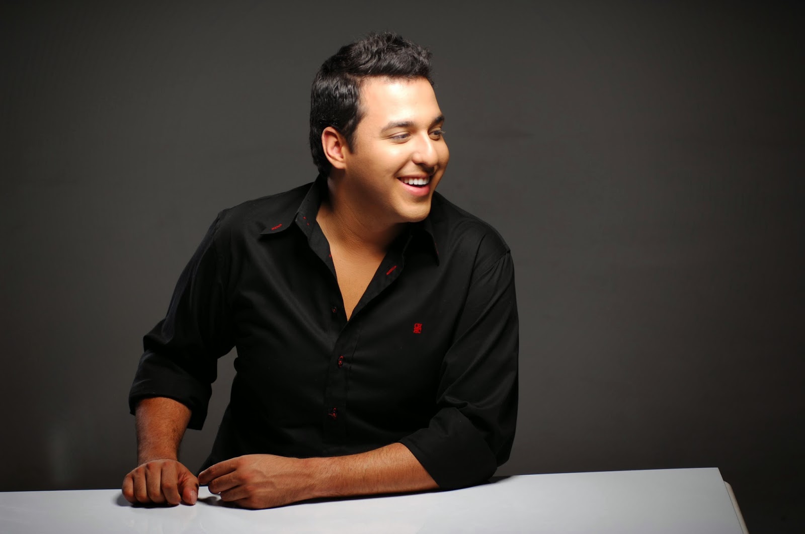 Mateo Blanco un artista sin limites | NOTAMEDIN.NET