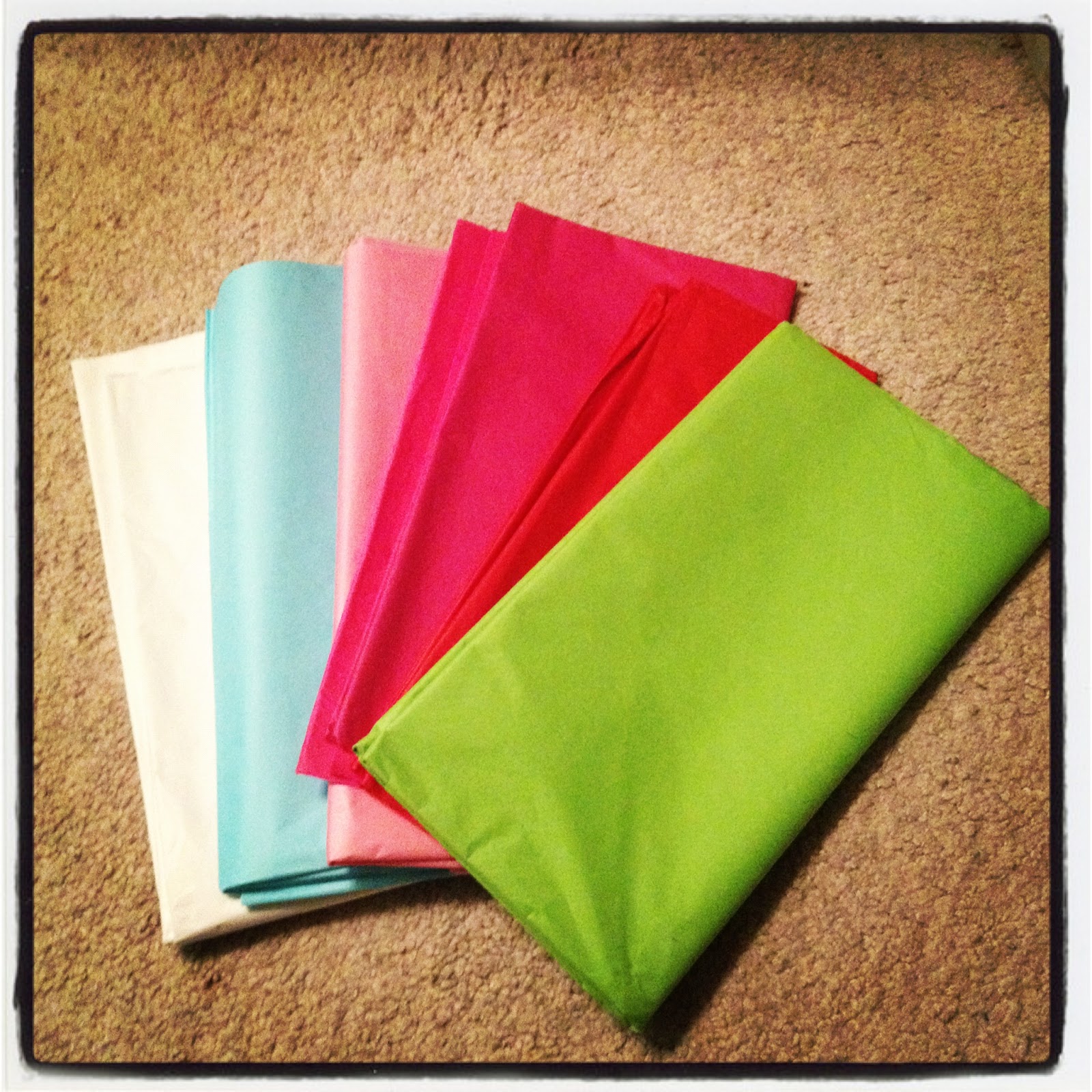 Flourishing Retailers: Lollipop Love - Twisted Tissue Lollipops