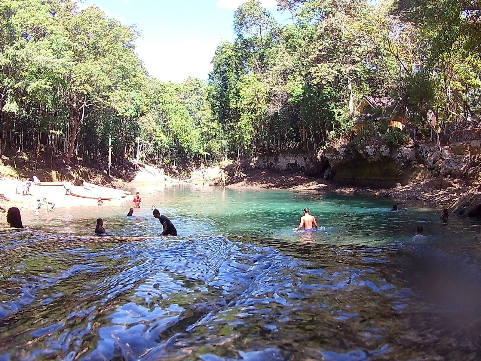 Teach,Travel,and Climb: Mabinay Spring Resort – Place to be.